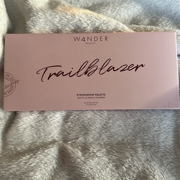 Wander Beauty | Makeup | Wander Trailblazer Eyeshadow Please Look Up ...